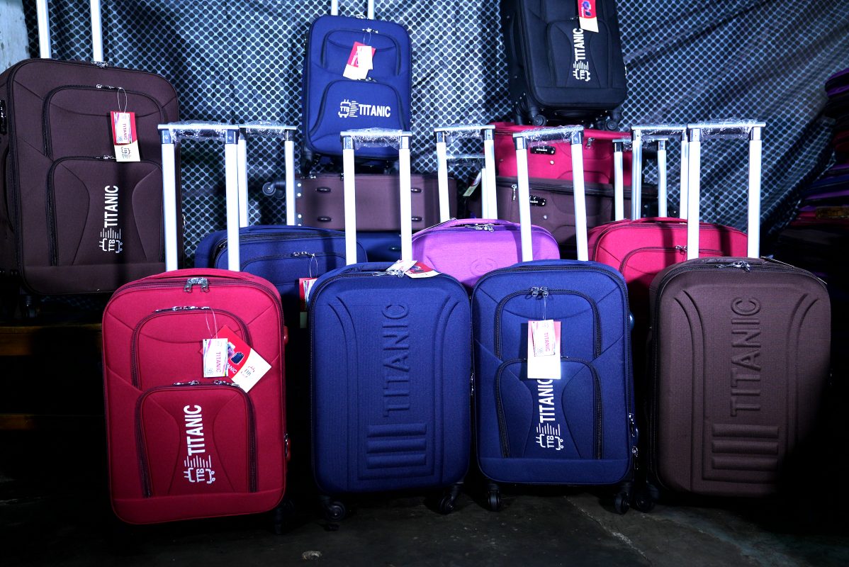 Shop - titanic trolly bag